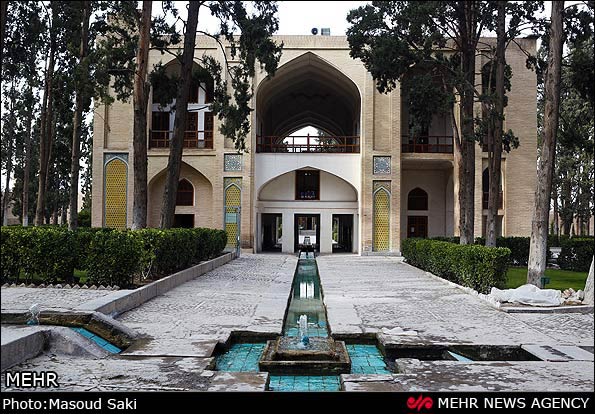 The Historical Bagh-e Fin in Iran | ArtsIslamica
